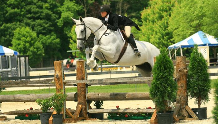 Kristen Bumpus and Delorean Claim $5,000 Hunter Derby in Vermont - The ...