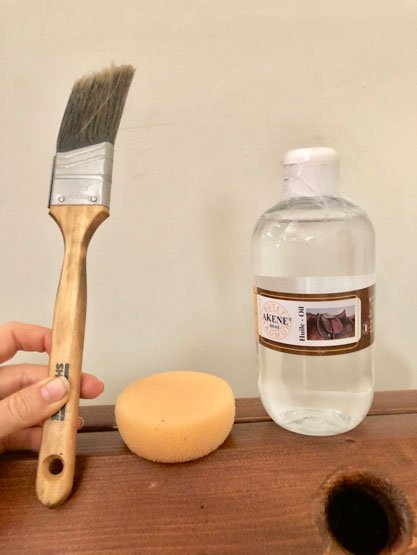 How to Oil a New Saddle - The Plaid Horse Magazine