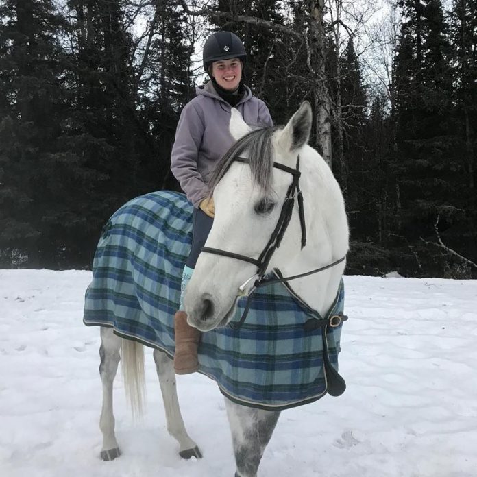 Cold Weather Riding Tips for Snow and Beyond - The Plaid Horse Magazine