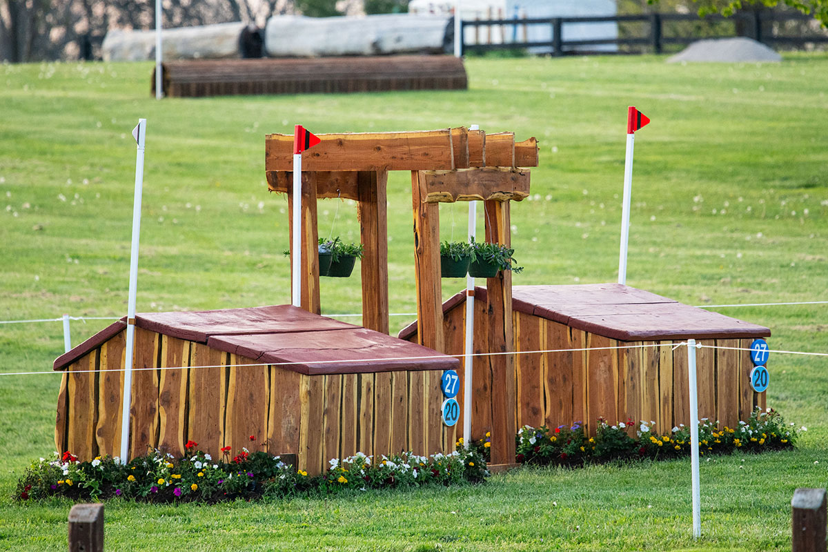 A Weenie Hunter Rider Reviews Land Rover Kentucky Three-Day Cross ...