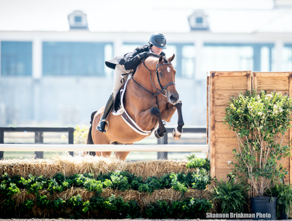 Victoria Colvin Claims Second Consecutive Hunter Derby Win at TIEC ...