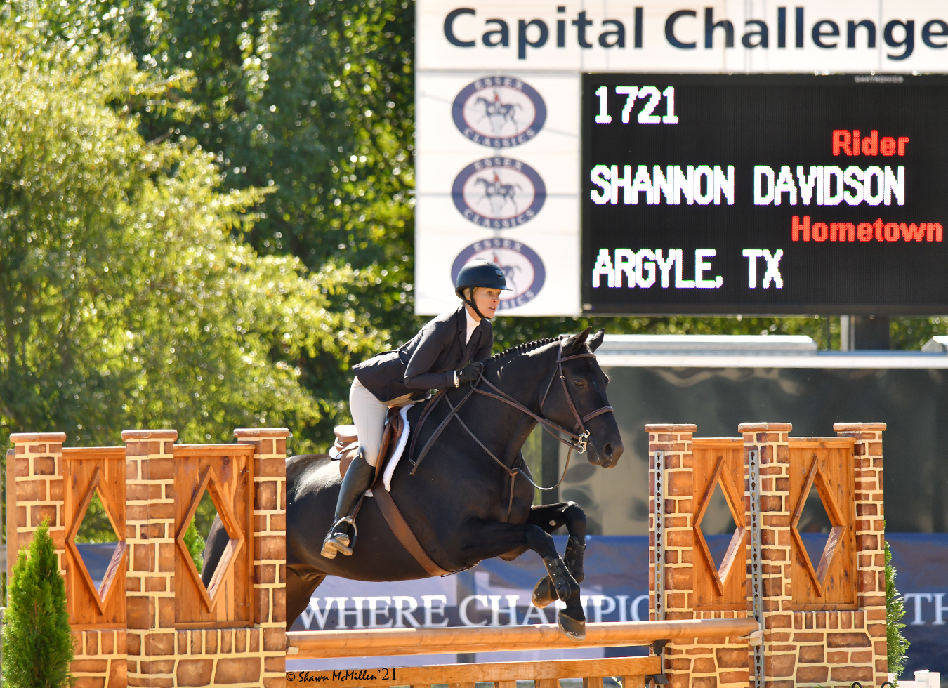 THIS Rider Profile: Shannon Davidson - The Plaid Horse Magazine