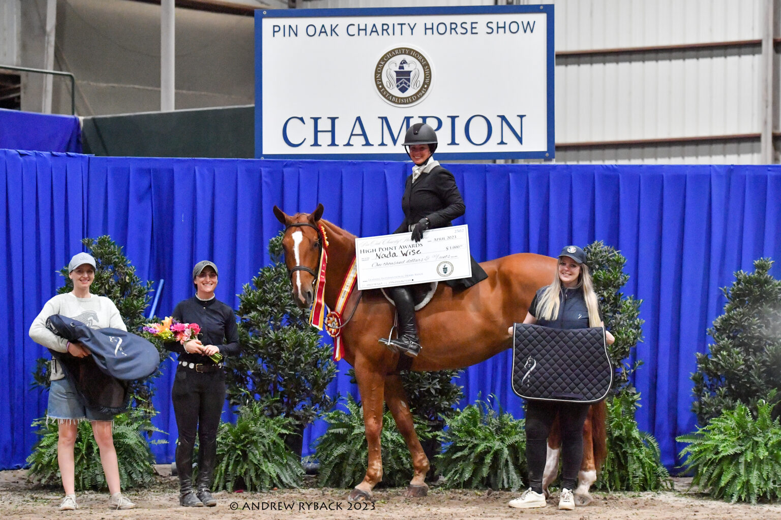 Courtney Lenkart and Glorieus Make Glorious Return to USHJA ...