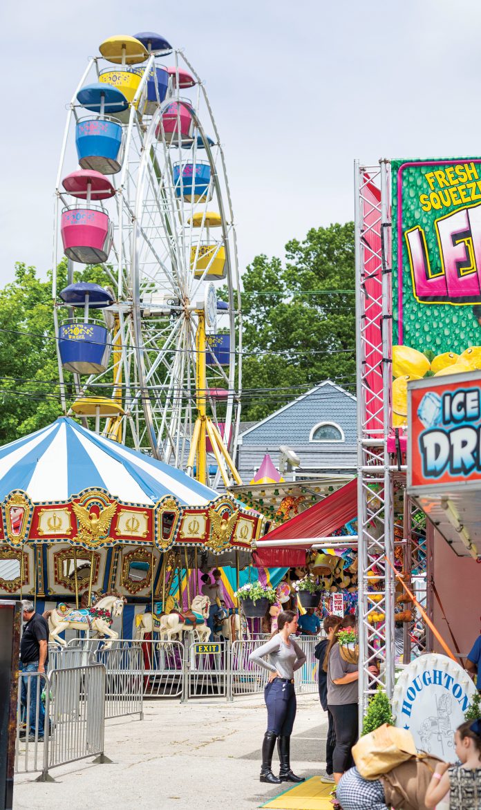 Our Favorite Spots at the Horse Show: Devon - The Plaid Horse Magazine