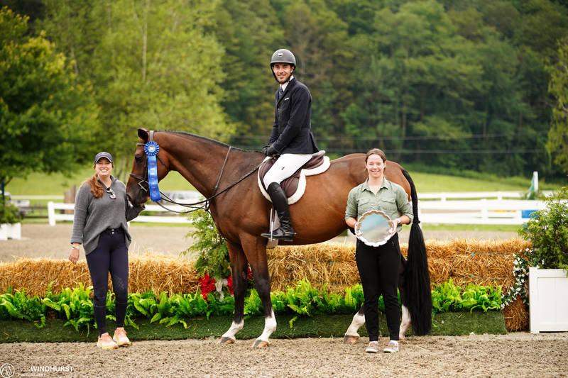 Oakley Clark and Cassiano Conquer $5,000 USHJA National Hunter Derby at ...