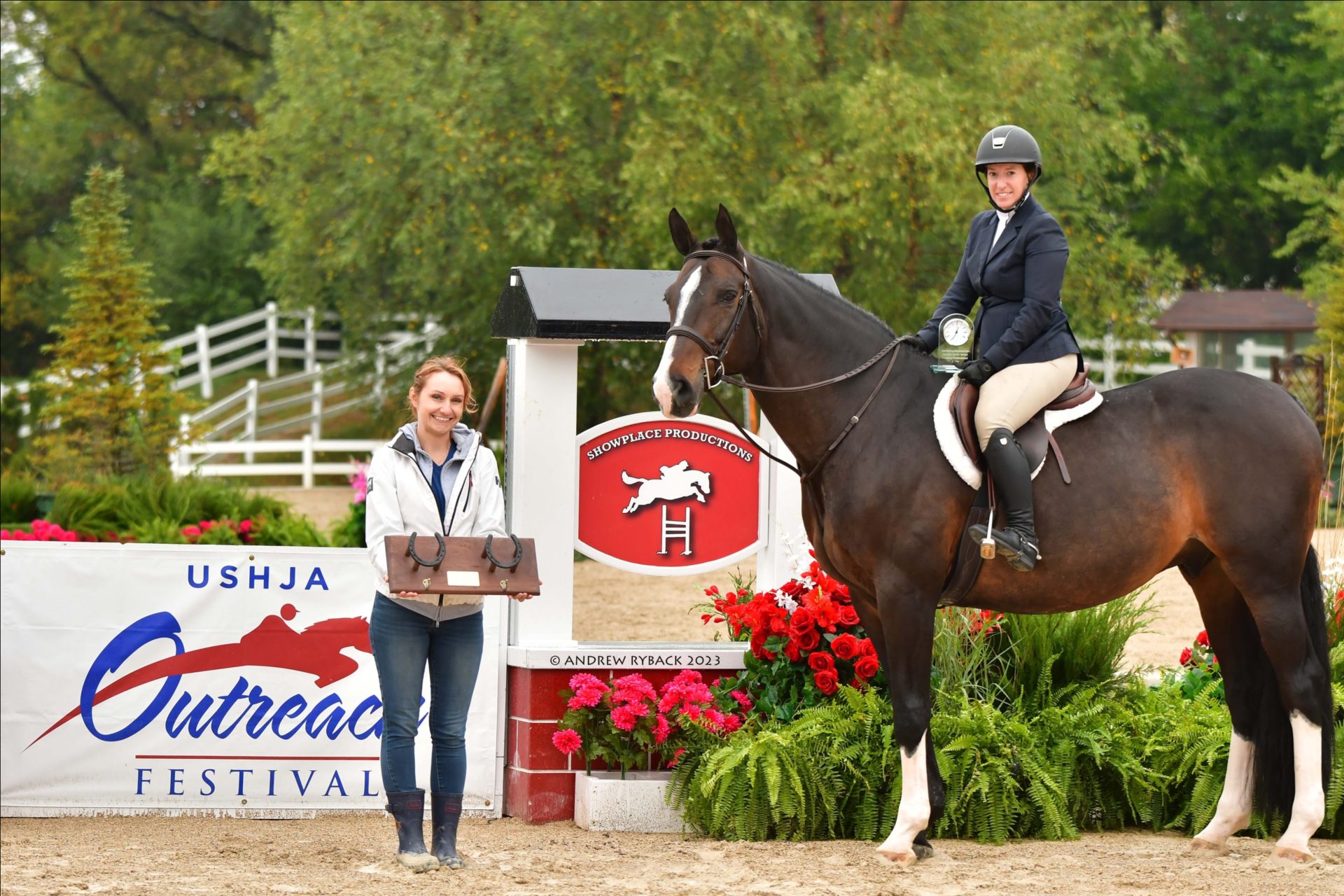 Showplace Productions and Marketing4Equestrians Present the 2023 IHJA B ...