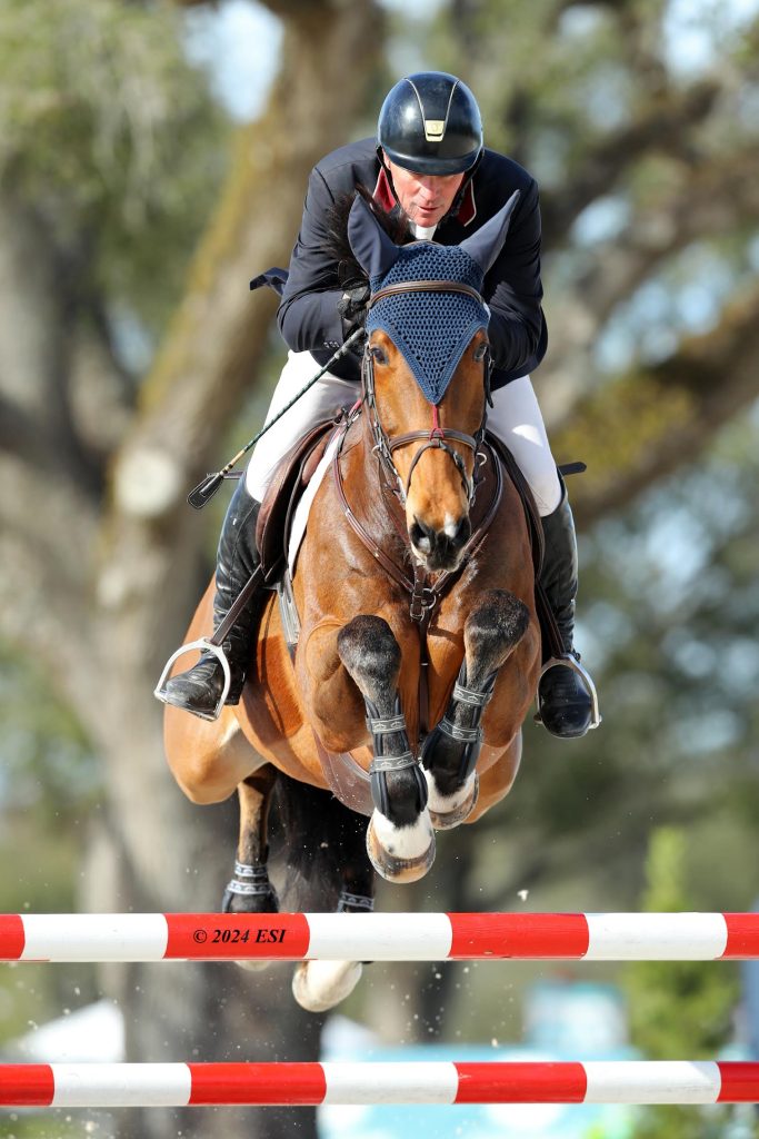 David Jennings and Follow Me Lead the Way in $24,500 Horseflight Jumper ...