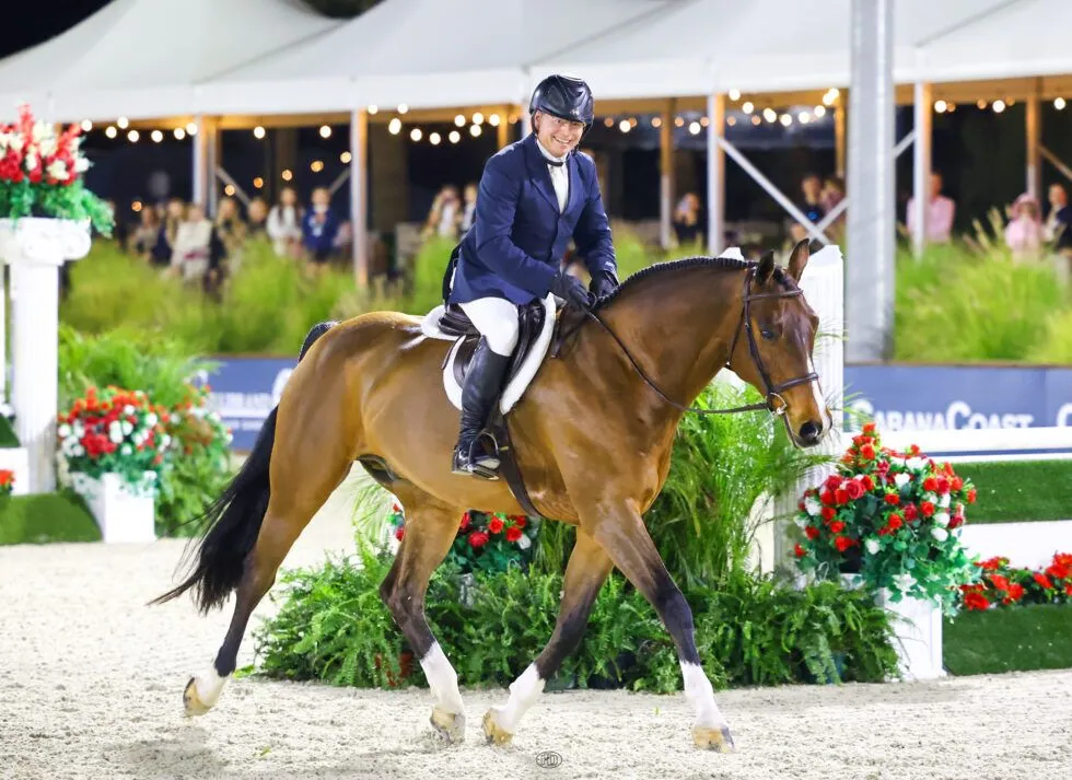 Hulla-Balou and Michael Dennehy Strut Their Stuff in $10,000 DIHP Under ...