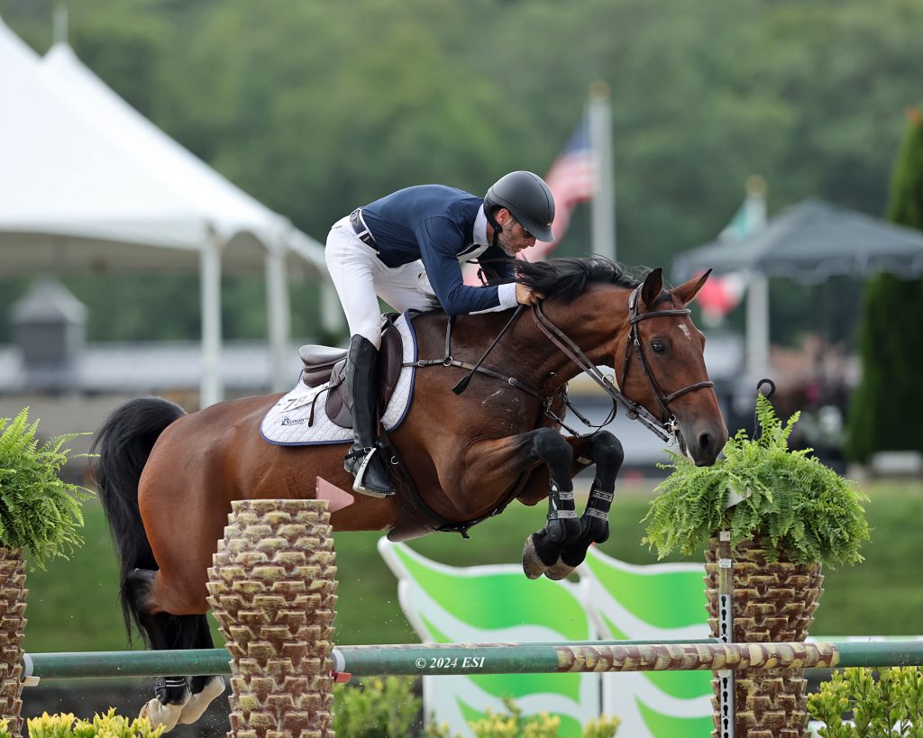 Tori Corts and Semi Automatic Close Out the Hudson Valley Jumping Tour ...
