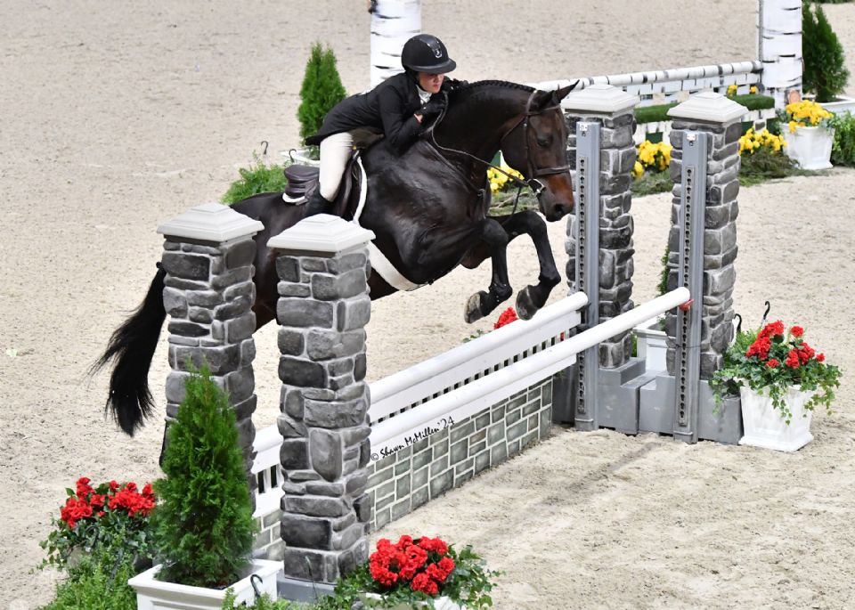 Kate Howlin Goes Miles Ahead in $10,000 North American League Adult ...