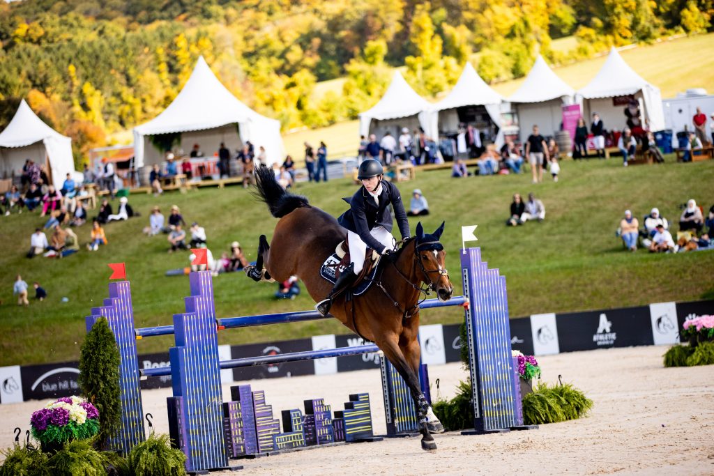La Serra and Mclain Ward Clinch Stoneleaf Partners 3* Jumper Classic ...