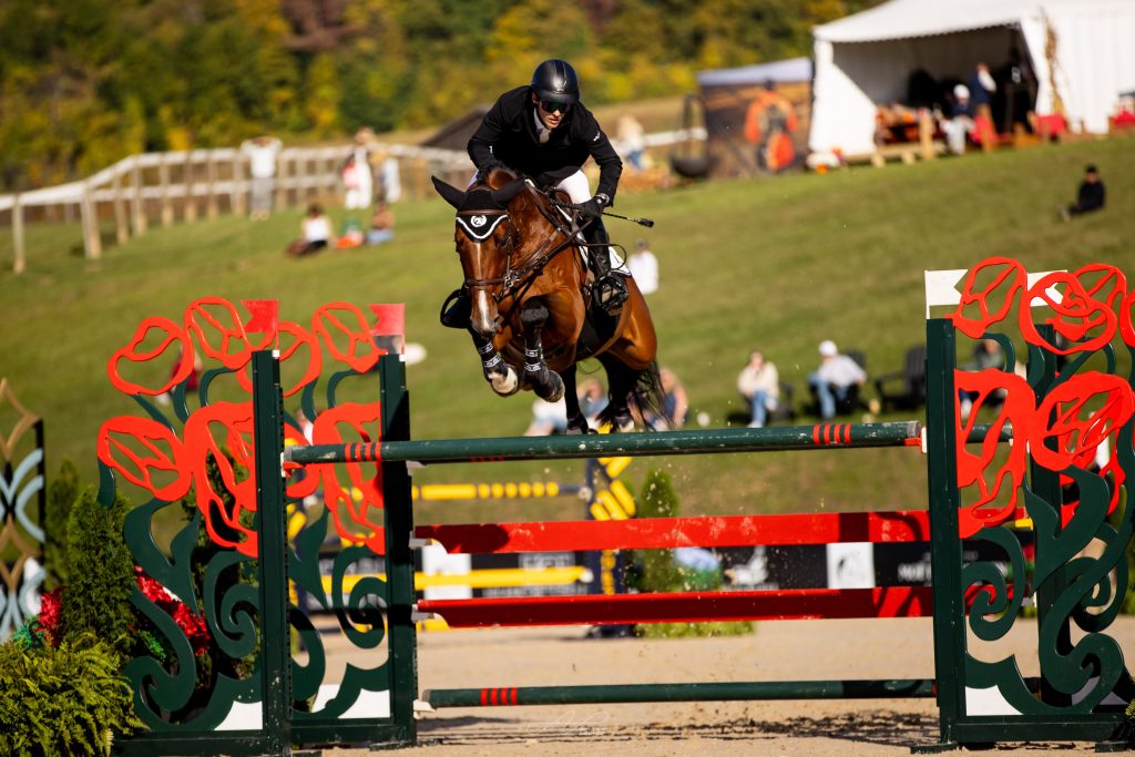 La Serra and Mclain Ward Clinch Stoneleaf Partners 3* Jumper Classic ...