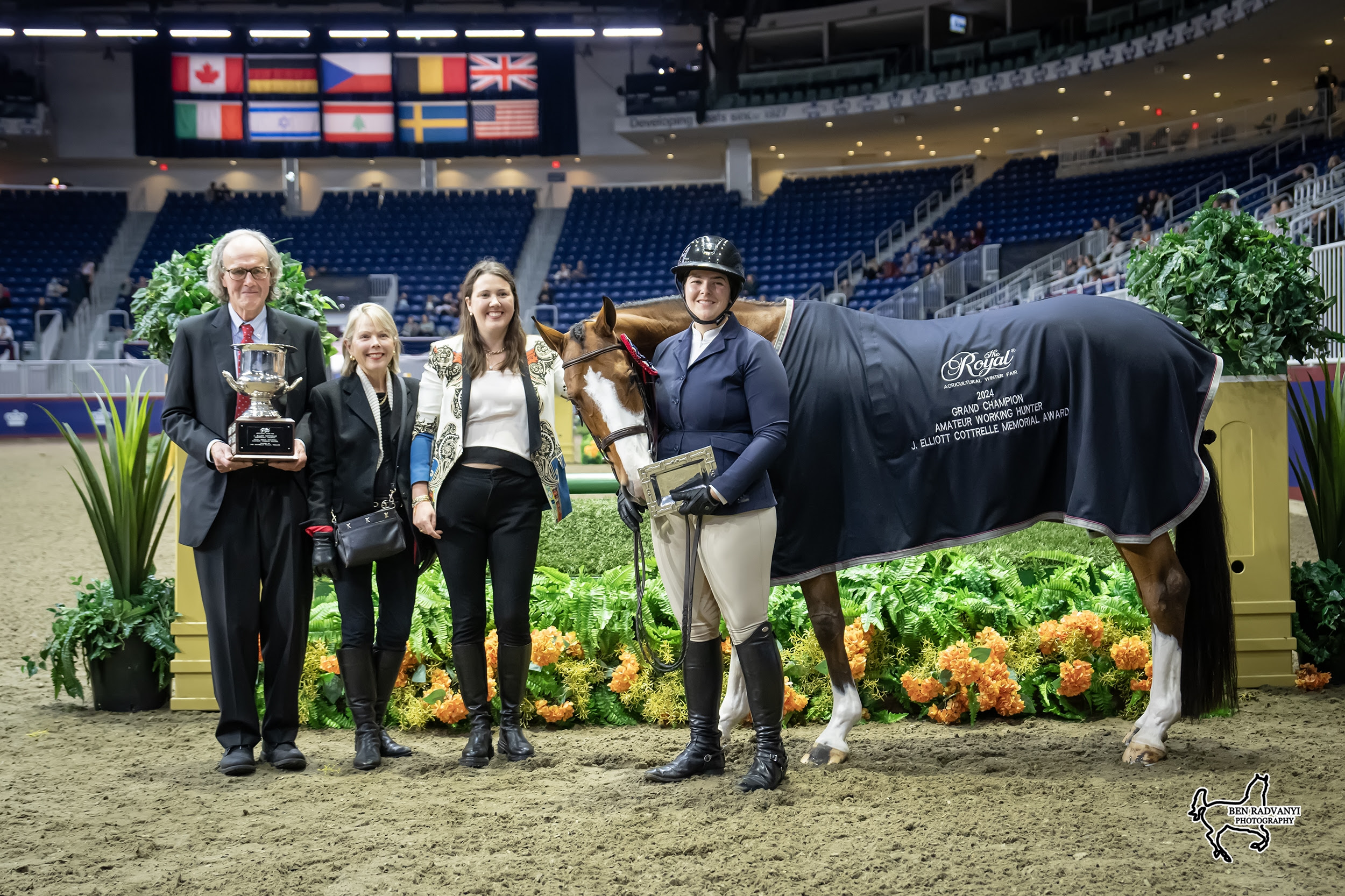 Sarah Barker’s Cheers Named Amateur Working Hunter Grand Champion at ...