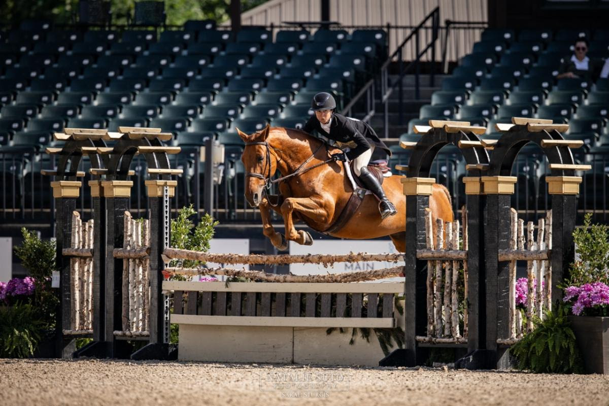 Ondine D’Orleans and Liza Boyd Top $20,000 USHJA International Hunter ...